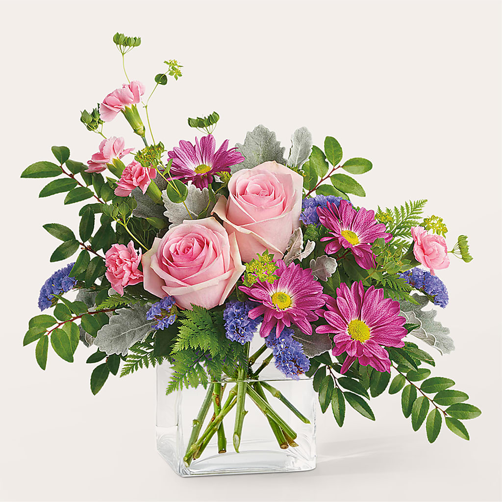 Starlet Bouquet–The Flower Factory